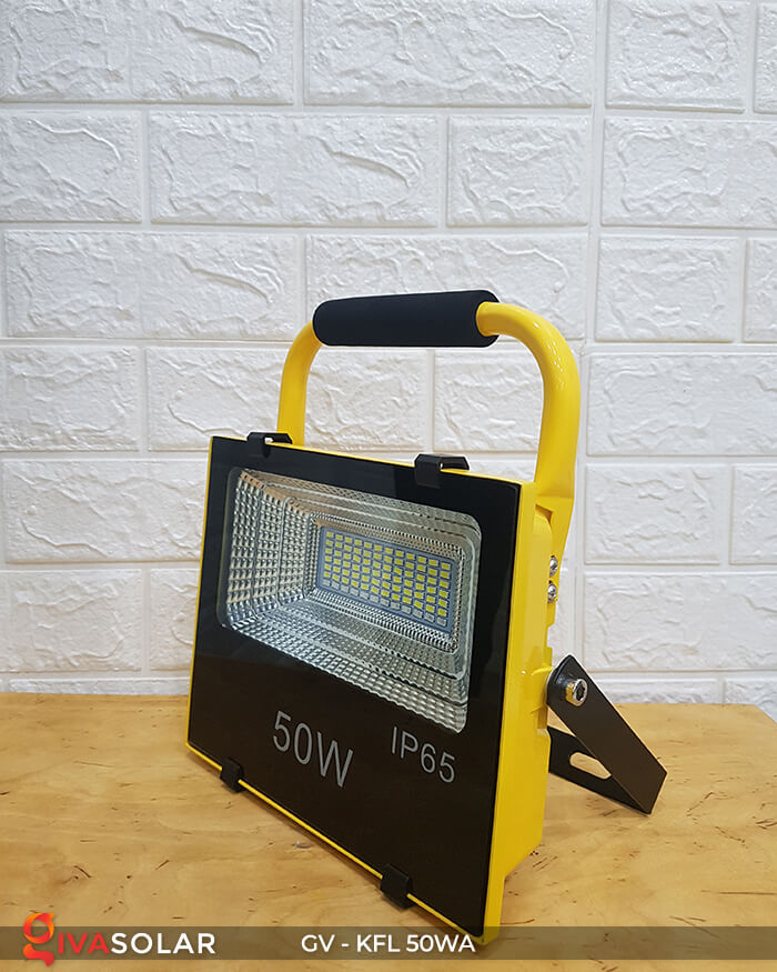 Đèn Pha Sạc điện GV-KFL-50WA - GIVASOLAR